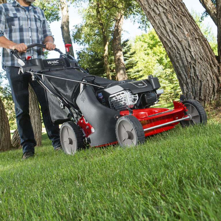 Snapper HI VAC® Series Lawn Mowers | Hometown Motors